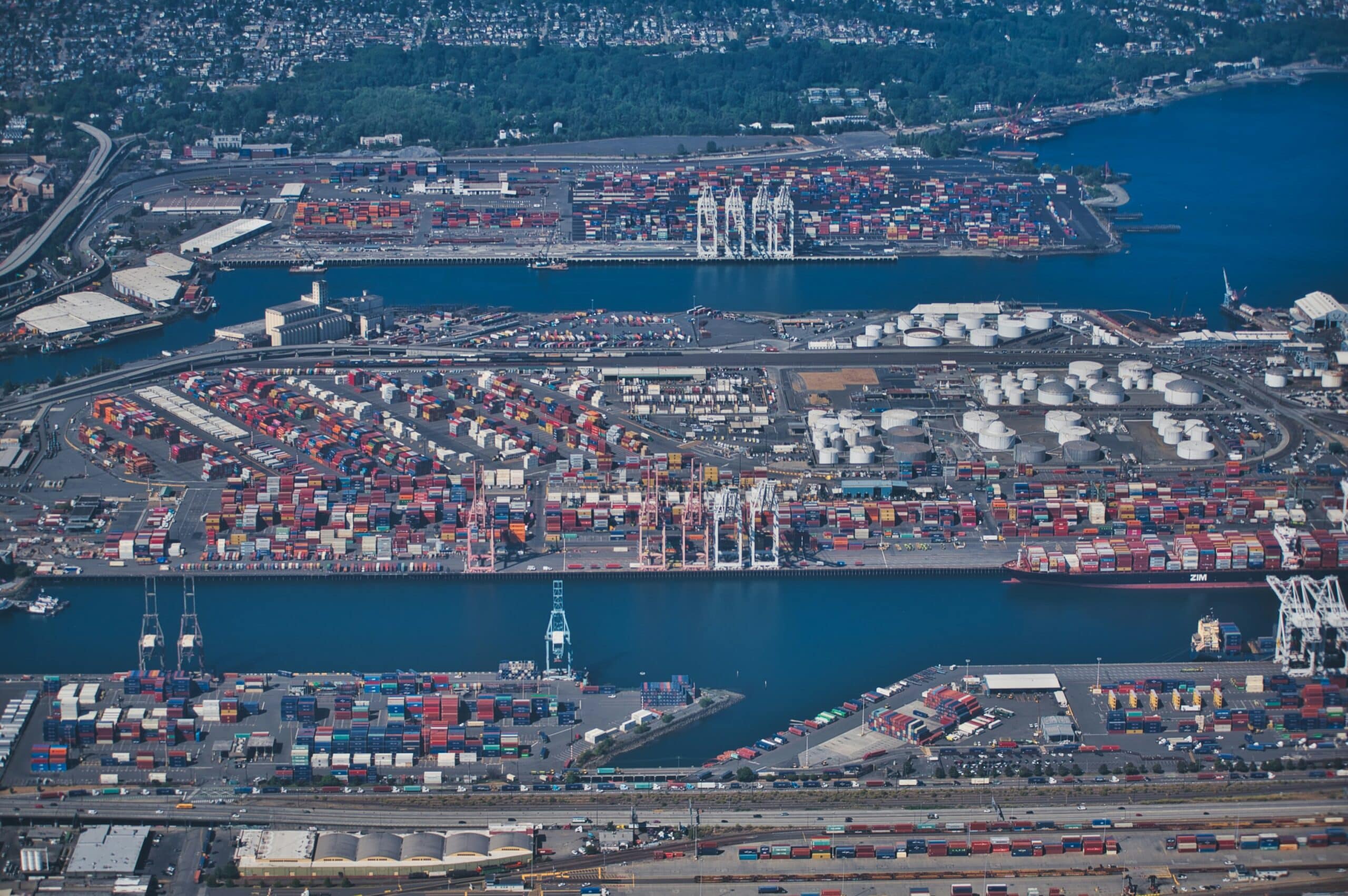 Maritime & Logistics Answering Service | Port, Dispatch & Emergency Support